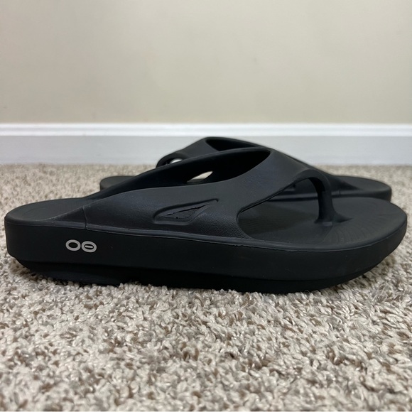 Oofos Flip Flops Mens
